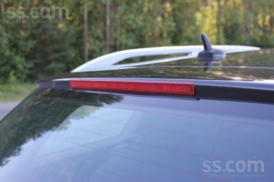Black Audi A4 2004 in Bauska, with an engine capacity of 1.90 L and mileage of 281 thousand km for 2500 €, photo 13 on AUTOMOTO.COM.LV