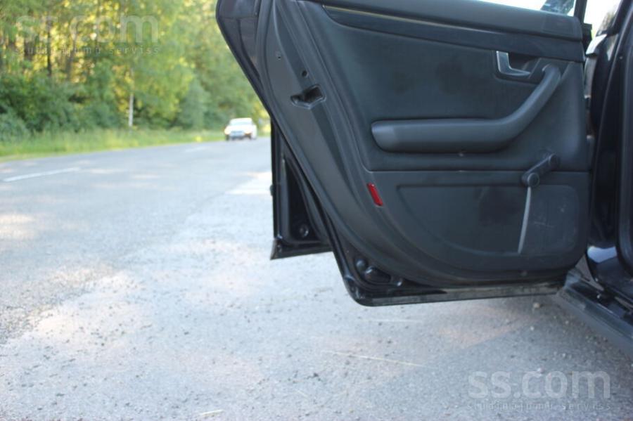 Black Audi A4 2004 in Bauska, with an engine capacity of 1.90 L and mileage of 281 thousand km for 2500 €, photo 14 on AUTOMOTO.COM.LV
