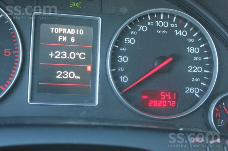 Black Audi A4 2004 in Bauska, with an engine capacity of 1.90 L and mileage of 281 thousand km for 2500 €, photo 25 on AUTOMOTO.COM.LV