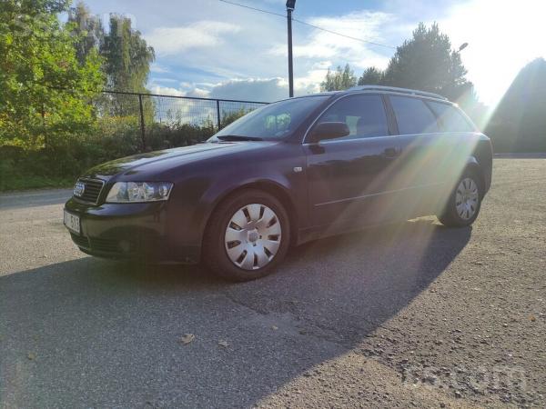 Melns Audi A4 2004 Rīga, ar dzinēja tilpumu 2.50 L un nobraukumu 304 tūkst. km par 550 €, foto 2 vietnē AUTOMOTO.COM.LV