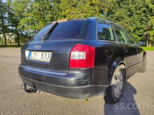 Black Audi A4 2004 in Riga, with an engine capacity of 2.50 L and mileage of 304 thousand km for 550 €, photo 7 on AUTOMOTO.COM.LV