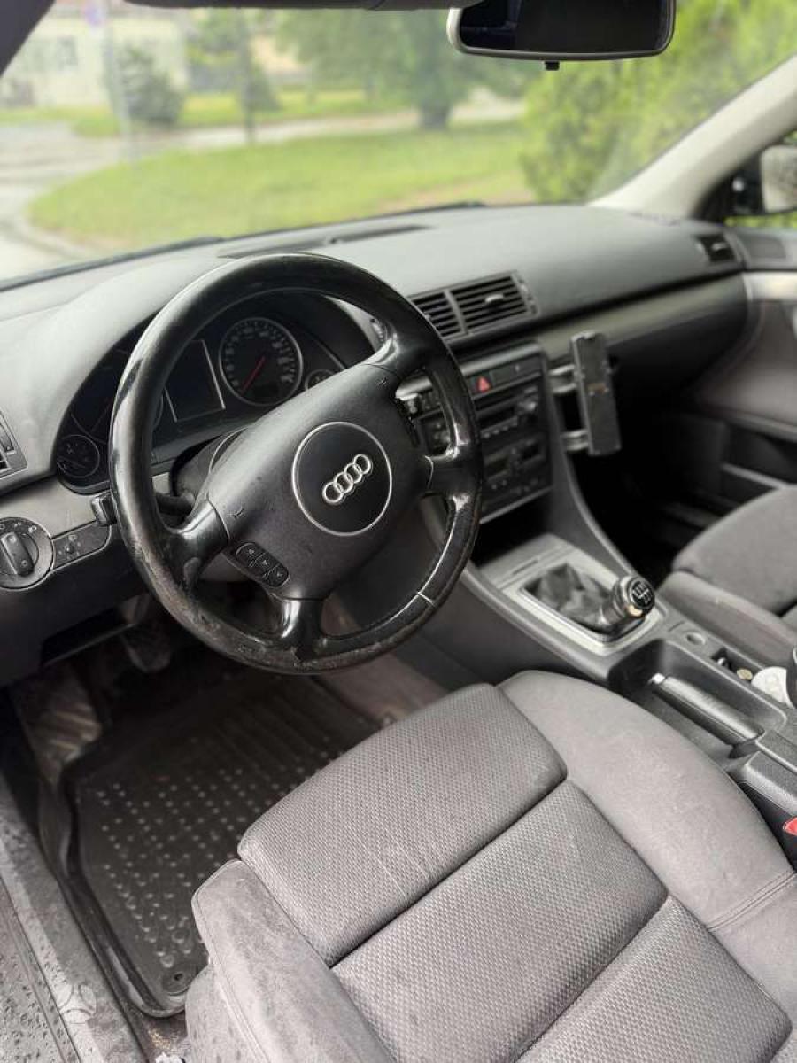 Black Audi A4 2004 in Kaunas, with an engine capacity of 1.90 L and mileage of 377 thousand km for 1000 €, photo 14 on AUTOMOTO.COM.LV