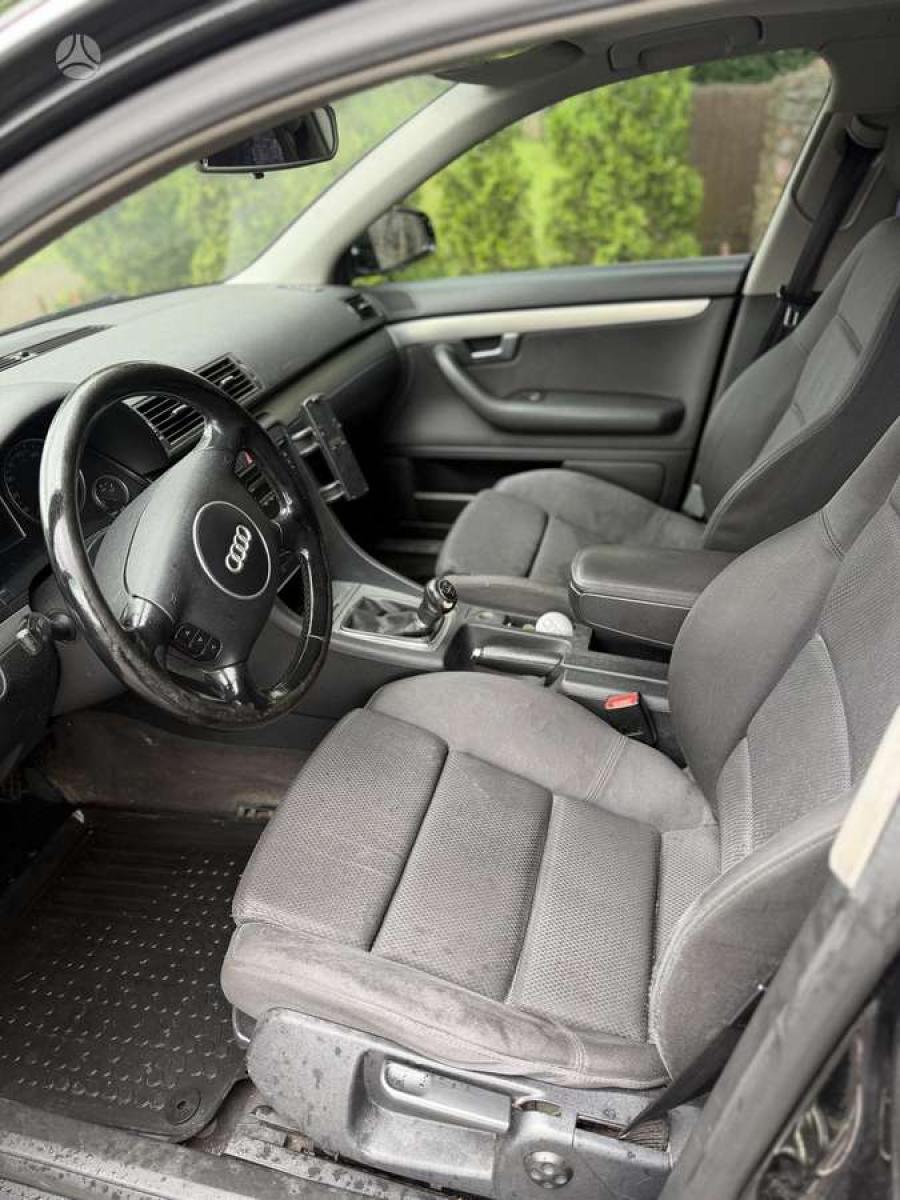 Black Audi A4 2004 in Kaunas, with an engine capacity of 1.90 L and mileage of 377 thousand km for 1000 €, photo 15 on AUTOMOTO.COM.LV