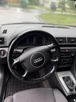 Black Audi A4 2004 in Kaunas, with an engine capacity of 1.90 L and mileage of 377 thousand km for 1000 €, photo 22 on AUTOMOTO.COM.LV