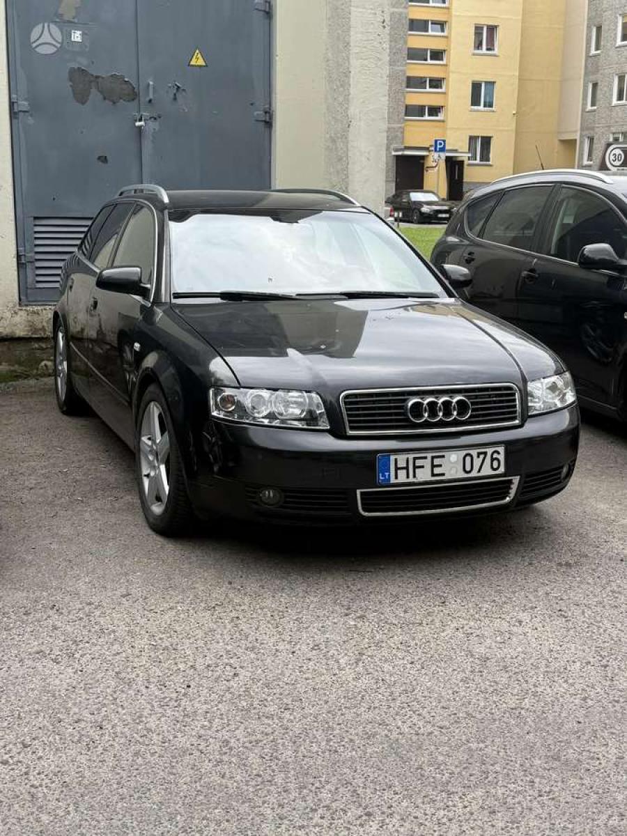 Melns Audi A4 2004 Panevēža, ar dzinēja tilpumu 2.50 L un nobraukumu 286 tūkst. km par 950 €, foto 1 vietnē AUTOMOTO.COM.LV