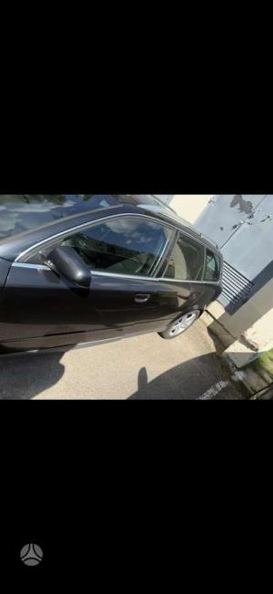 Melns Audi A4 2004 Panevēža, ar dzinēja tilpumu 2.50 L un nobraukumu 286 tūkst. km par 950 €, foto 8 vietnē AUTOMOTO.COM.LV