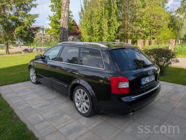 Black Audi A4 2004 in Jekabpils, with an engine capacity of 2.00 L and mileage of 269 thousand km for 1799 €, photo 3 on AUTOMOTO.COM.LV