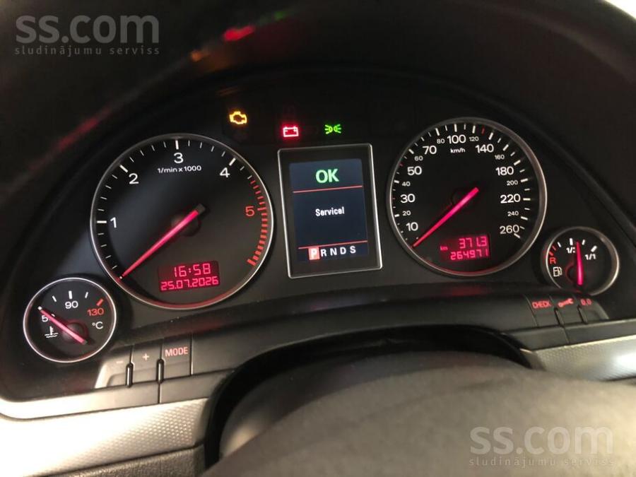Melns Audi A4 2004 Rīga, ar dzinēja tilpumu 1.90 L un nobraukumu 265 tūkst. km par 2800 €, foto 15 vietnē AUTOMOTO.COM.LV