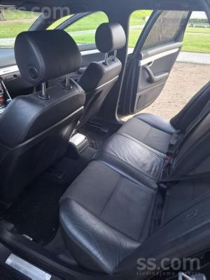 Melns Audi A4 2004 Daugavpils, ar dzinēja tilpumu 2.50 L un nobraukumu 0 tūkst. km par 2700 €, foto 7 vietnē AUTOMOTO.COM.LV