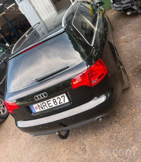 Melns Audi A4 2004 Rīga, ar dzinēja tilpumu 2.50 L un nobraukumu 292 tūkst. km par 1900 €, foto 3 vietnē AUTOMOTO.COM.LV