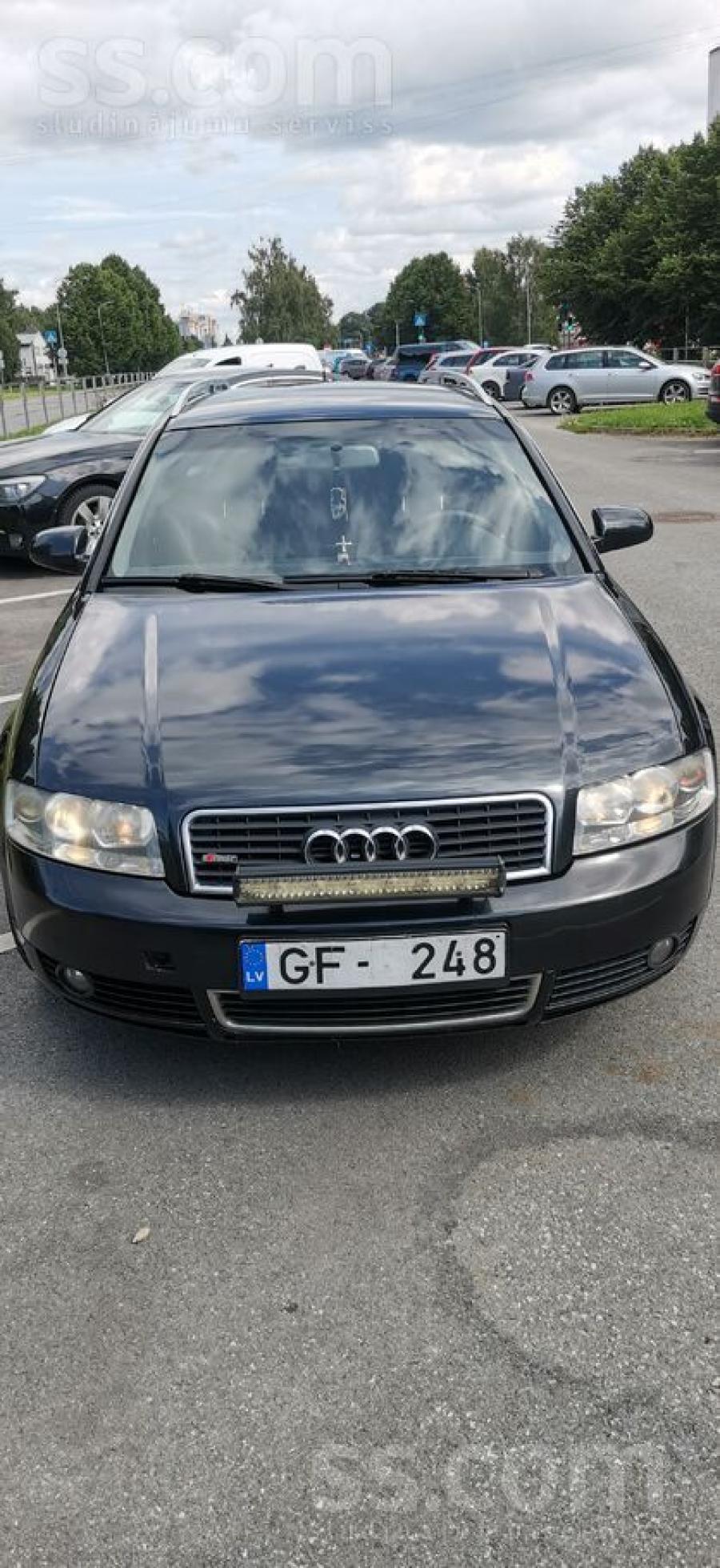 Black Audi A4 2004 in Riga, with an engine capacity of 1.90 L and mileage of 430 thousand km for 1150 €, photo 1 on AUTOMOTO.COM.LV