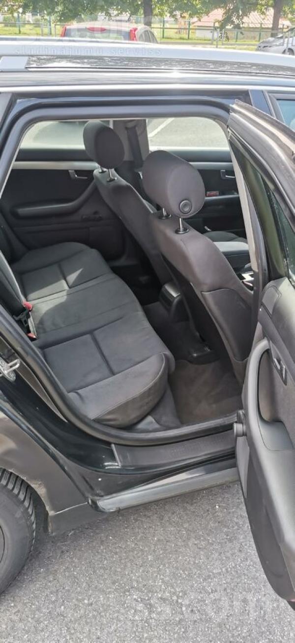 Black Audi A4 2004 in Riga, with an engine capacity of 1.90 L and mileage of 430 thousand km for 1150 €, photo 10 on AUTOMOTO.COM.LV