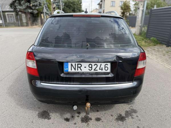 Black Audi A4 2004 in Kaunas, with an engine capacity of 2.50 L and mileage of 322 thousand km for 2250 €, photo 9 on AUTOMOTO.COM.LV