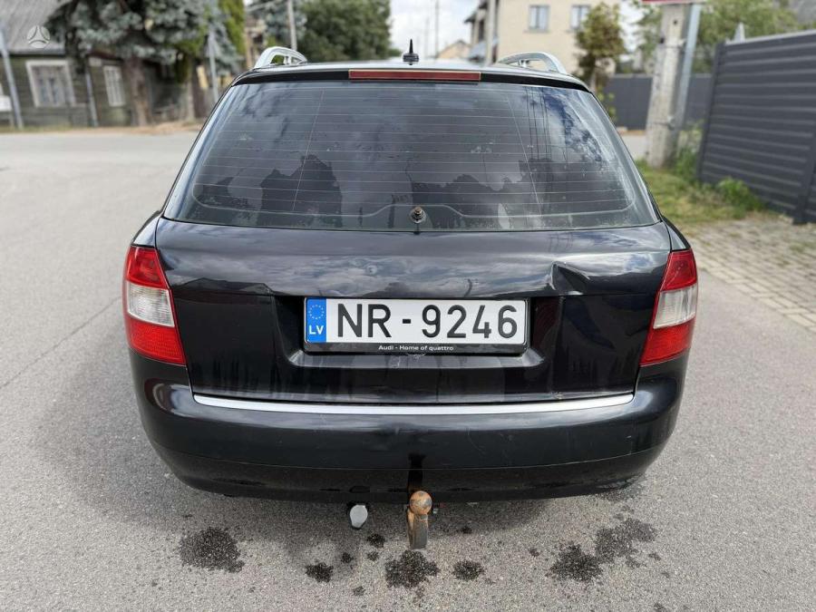 Melns Audi A4 2004 Kauņa, ar dzinēja tilpumu 2.50 L un nobraukumu 322 tūkst. km par 2250 €, foto 9 vietnē AUTOMOTO.COM.LV