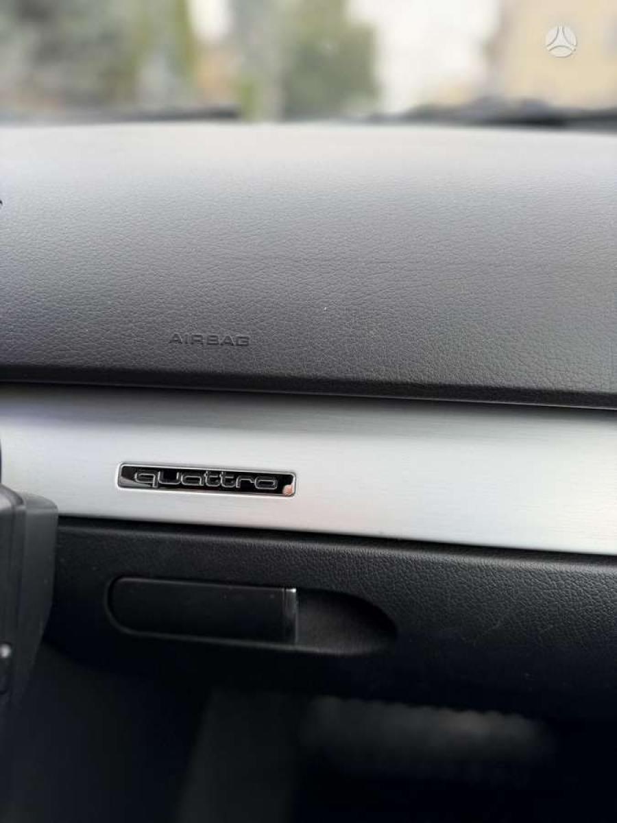 Melns Audi A4 2004 Kauņa, ar dzinēja tilpumu 2.50 L un nobraukumu 322 tūkst. km par 2250 €, foto 30 vietnē AUTOMOTO.COM.LV