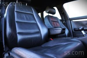 Melns Audi A4 2004 Rīga, ar dzinēja tilpumu 1.90 L un nobraukumu 320 tūkst. km par 1995 €, foto 13 vietnē AUTOMOTO.COM.LV