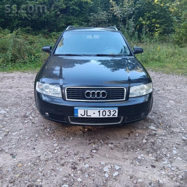 Melns Audi A4 2004 Cēsis, ar dzinēja tilpumu 1.90 L un nobraukumu 331 tūkst. km par 1000 €, foto 3 vietnē AUTOMOTO.COM.LV