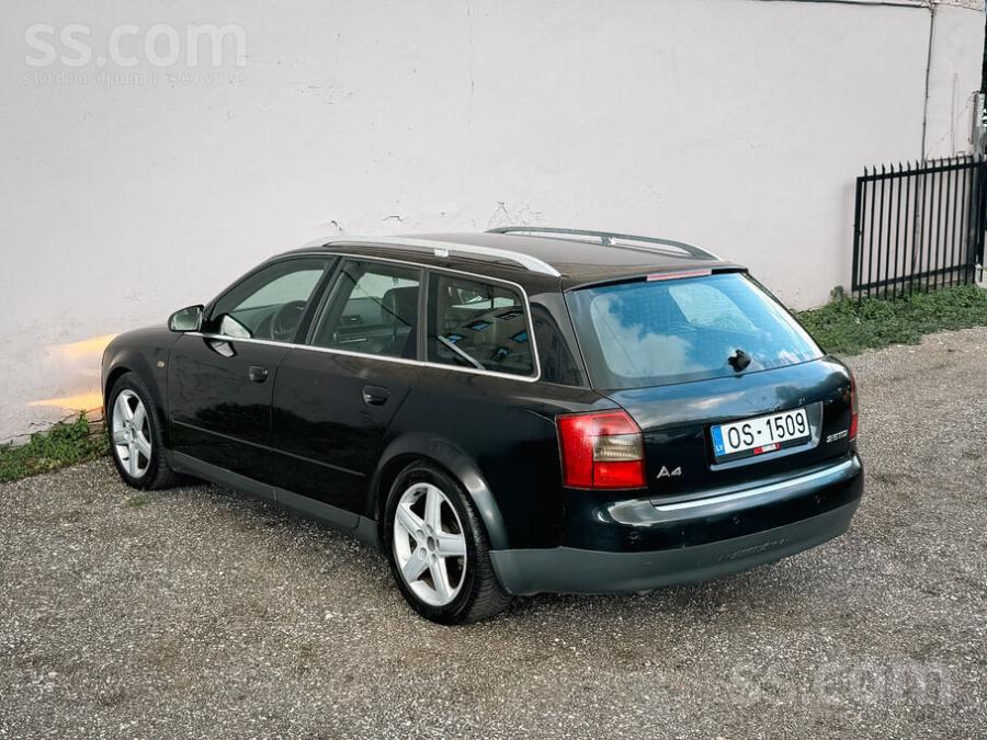 Black Audi A4 2004 in Riga, with an engine capacity of 2.50 L and mileage of 286 thousand km for 1590 €, photo 6 on AUTOMOTO.COM.LV