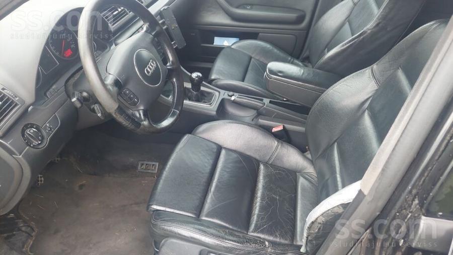 Melns Audi A4 2004 Valmiera, ar dzinēja tilpumu 1.90 L un nobraukumu 441 tūkst. km par 1400 €, foto 5 vietnē AUTOMOTO.COM.LV