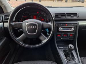 Melns Audi A4 2005 Bauska, ar dzinēja tilpumu 1.90 L un nobraukumu 323 tūkst. km par 3550 €, foto 12 vietnē AUTOMOTO.COM.LV