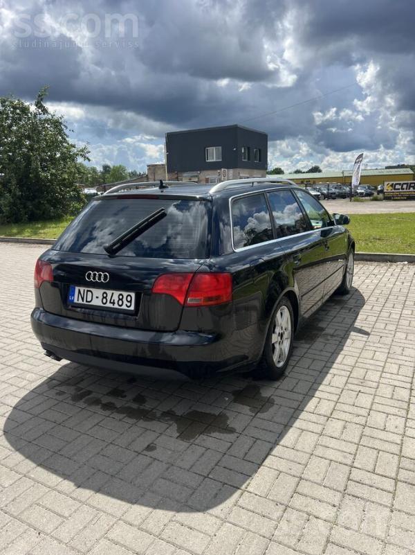 Black Audi A4 2005 in Rezekne, with an engine capacity of 2.00 L and mileage of 427 thousand km for 2350 €, photo 3 on AUTOMOTO.COM.LV