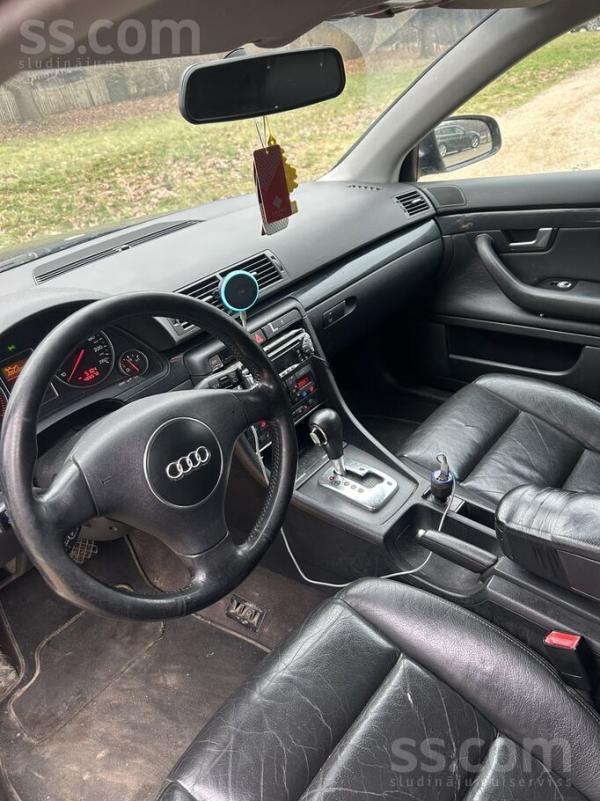 Melns Audi A4 2005 Kuldīga, ar dzinēja tilpumu 2.50 L un nobraukumu 0 tūkst. km par 1700 €, foto 3 vietnē AUTOMOTO.COM.LV
