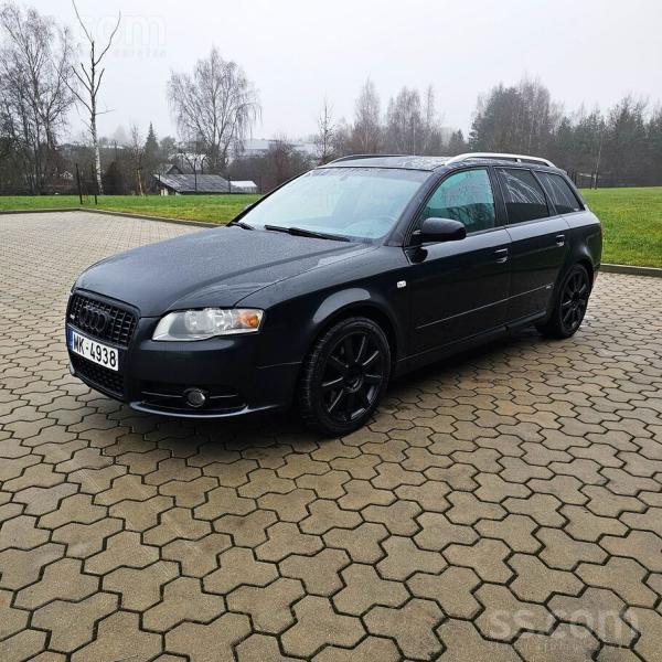 Black Audi A4 2005 in Riga, with an engine capacity of 2.50 L and mileage of 285 thousand km for 2450 €, photo 1 on AUTOMOTO.COM.LV