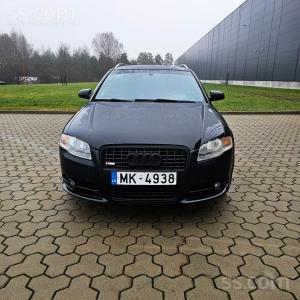 Black Audi A4 2005 in Riga, with an engine capacity of 2.50 L and mileage of 285 thousand km for 2450 €, photo 2 on AUTOMOTO.COM.LV
