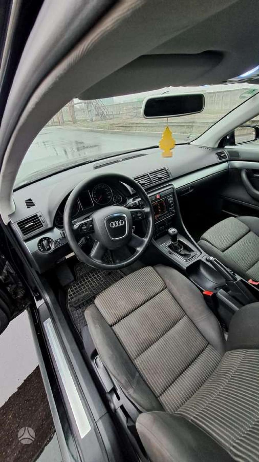 Melns Audi A4 2005 Šauļi, ar dzinēja tilpumu 1.97 L un nobraukumu 401 tūkst. km par 2250 €, foto 7 vietnē AUTOMOTO.COM.LV