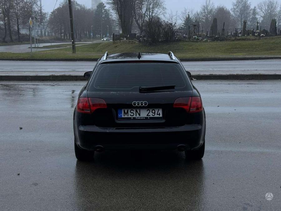 Melns Audi A4 2005 Tauragė, ar dzinēja tilpumu 2.50 L un nobraukumu 403 tūkst. km par 2550 €, foto 6 vietnē AUTOMOTO.COM.LV
