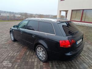 Black Audi A4 2005 in Vilnius, with an engine capacity of 2.00 L and mileage of 287 thousand km for 1700 €, photo 8 on AUTOMOTO.COM.LV