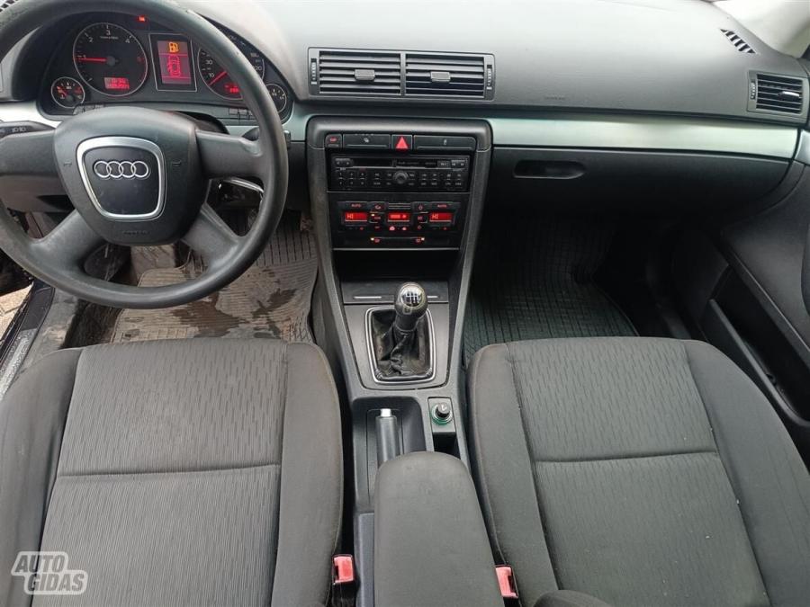 Melns Audi A4 2005 Viļņa, ar dzinēja tilpumu 2.00 L un nobraukumu 287 tūkst. km par 1700 €, foto 12 vietnē AUTOMOTO.COM.LV