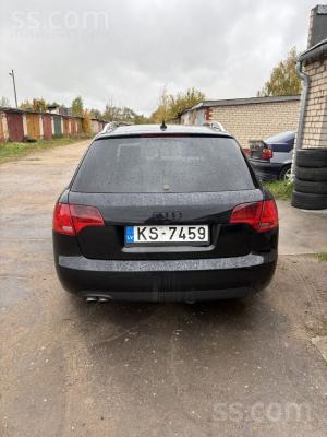 Melns Audi A4 2005 Daugavpils, ar dzinēja tilpumu 2.00 L un nobraukumu 431 tūkst. km par 2500 €, foto 5 vietnē AUTOMOTO.COM.LV