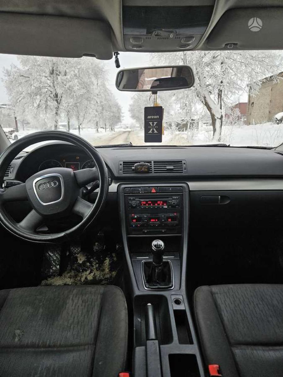 Melns Audi A4 2005 Telšiai, ar dzinēja tilpumu 2.00 L un nobraukumu 401 tūkst. km par 1450 €, foto 12 vietnē AUTOMOTO.COM.LV