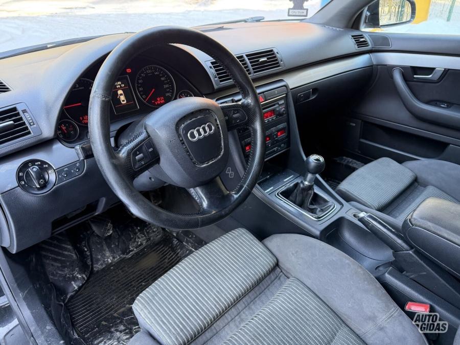 Melns Audi A4 2005 Alīta, ar dzinēja tilpumu 2.00 L un nobraukumu 379 tūkst. km par 2750 €, foto 21 vietnē AUTOMOTO.COM.LV