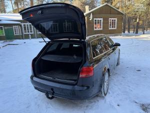 Melns Audi A4 2005 Alīta, ar dzinēja tilpumu 2.00 L un nobraukumu 379 tūkst. km par 2750 €, foto 23 vietnē AUTOMOTO.COM.LV