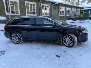 Melns Audi A4 2005 Alīta, ar dzinēja tilpumu 1.97 L un nobraukumu 379 tūkst. km par 2750 €, foto 11 vietnē AUTOMOTO.COM.LV