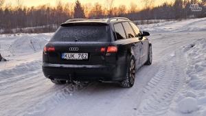 Melns Audi A4 2005 Vievis, ar dzinēja tilpumu 2.00 L un nobraukumu 380 tūkst. km par 2300 €, foto 6 vietnē AUTOMOTO.COM.LV