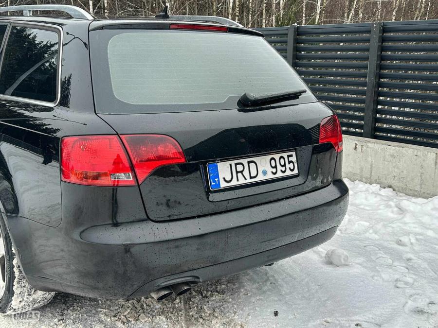 Black Audi A4 2005 in Vilnius, with an engine capacity of 2.00 L and mileage of 371 thousand km for 2100 €, photo 6 on AUTOMOTO.COM.LV