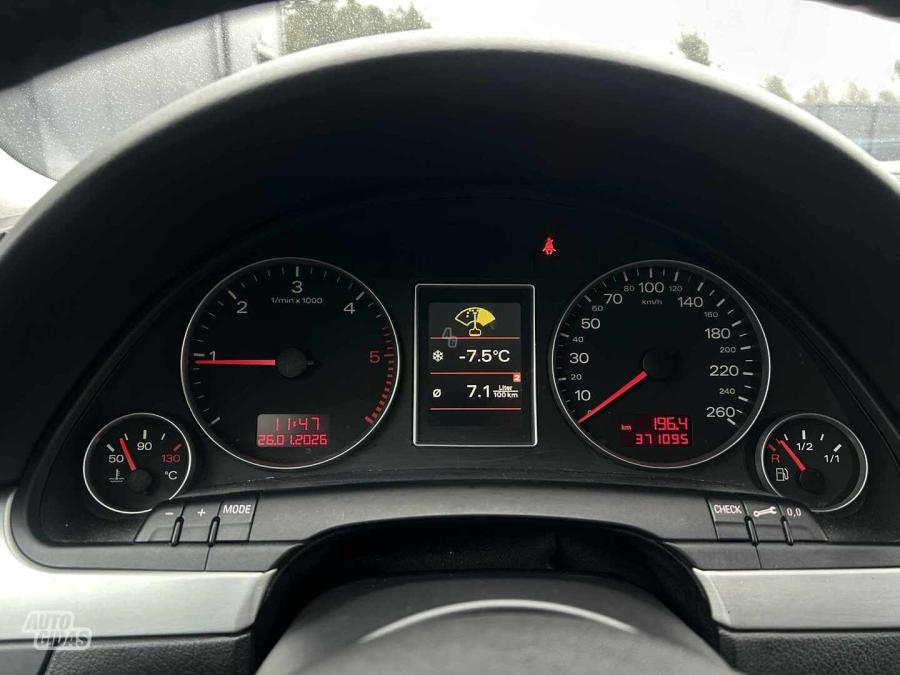 Black Audi A4 2005 in Vilnius, with an engine capacity of 2.00 L and mileage of 371 thousand km for 2100 €, photo 11 on AUTOMOTO.COM.LV
