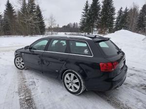 Melns Audi A4 2005 Viļņa, ar dzinēja tilpumu 2.97 L un nobraukumu 384 tūkst. km par 3200 €, foto 4 vietnē AUTOMOTO.COM.LV