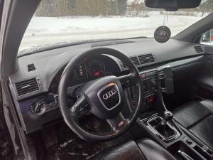 Melns Audi A4 2005 Viļņa, ar dzinēja tilpumu 2.97 L un nobraukumu 384 tūkst. km par 3200 €, foto 7 vietnē AUTOMOTO.COM.LV