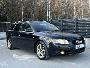 Black Audi A4 2005 in Vilnius, with an engine capacity of 2.00 L and mileage of 331 thousand km for 2070 €, photo 3 on AUTOMOTO.COM.LV