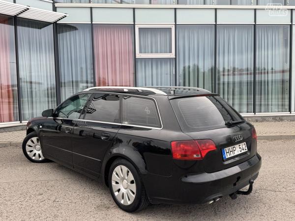 Melns Audi A4 2005 Panevēža, ar dzinēja tilpumu 2.00 L un nobraukumu 350 tūkst. km par 1450 €, foto 9 vietnē AUTOMOTO.COM.LV
