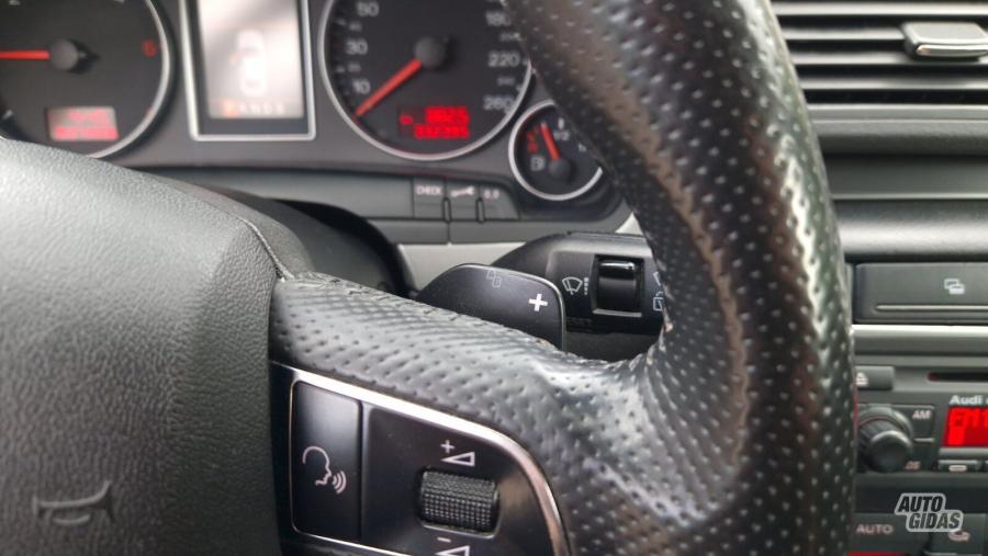 Black Audi A4 2005 in Vilnius, with an engine capacity of 2.00 L and mileage of 332 thousand km for 3450 €, photo 12 on AUTOMOTO.COM.LV