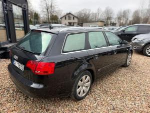 Melns Audi A4 2005 Rīga, ar dzinēja tilpumu 2.00 L un nobraukumu 346 tūkst. km par 2750 €, foto 4 vietnē AUTOMOTO.COM.LV