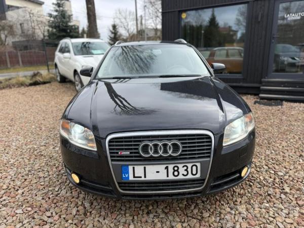 Black Audi A4 2005 in Riga, with an engine capacity of 2.00 L and mileage of 346 thousand km for 2750 €, photo 6 on AUTOMOTO.COM.LV