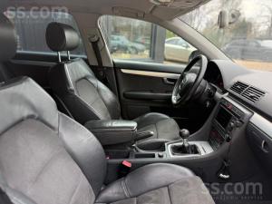 Melns Audi A4 2005 Rīga, ar dzinēja tilpumu 2.00 L un nobraukumu 346 tūkst. km par 2750 €, foto 12 vietnē AUTOMOTO.COM.LV