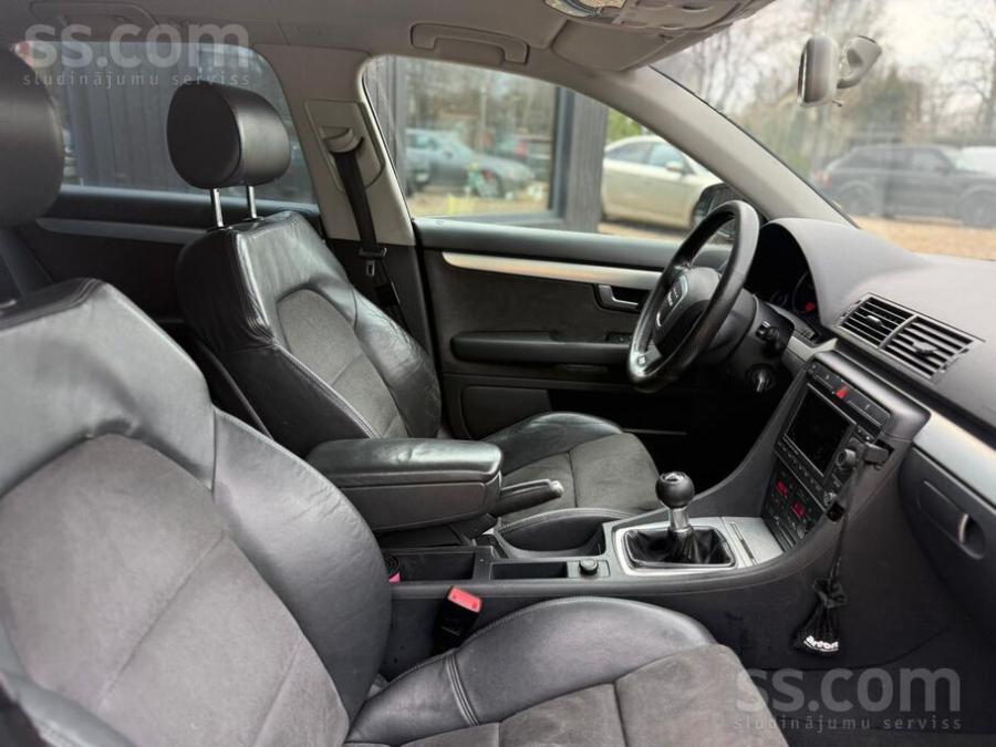 Melns Audi A4 2005 Rīga, ar dzinēja tilpumu 2.00 L un nobraukumu 346 tūkst. km par 2750 €, foto 12 vietnē AUTOMOTO.COM.LV