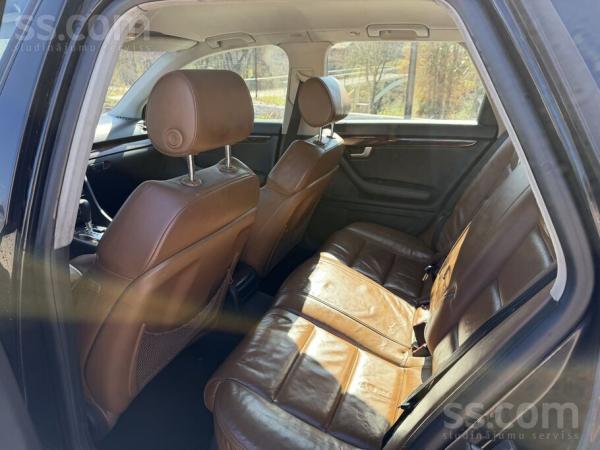 Melns Audi A4 2005 Valmiera, ar dzinēja tilpumu 3.00 L un nobraukumu 360 tūkst. km par 2750 €, foto 10 vietnē AUTOMOTO.COM.LV
